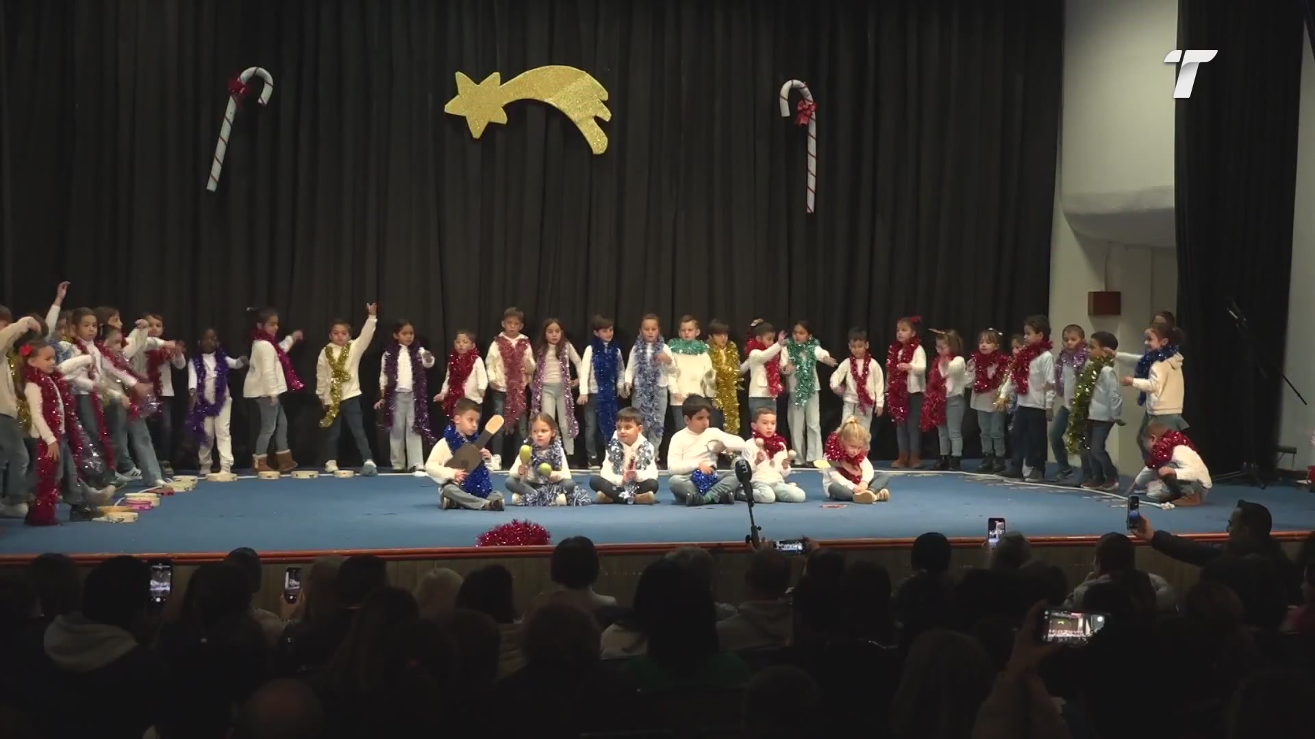 Actuación de Navidad CEIP Hermanos Pinzón (Reportajes) - Teleonuba